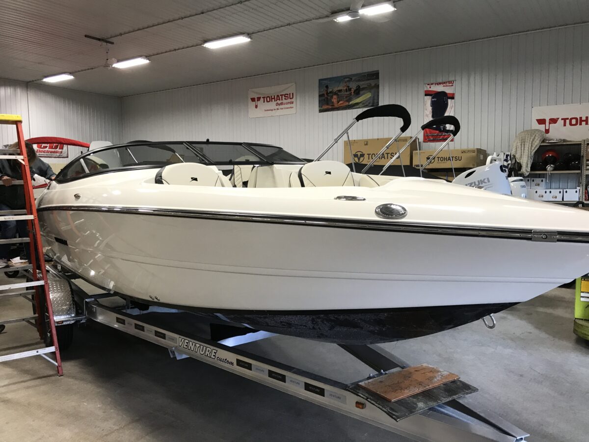2024 All New Stingray 230 OSX, 300HP! Selling BELOW invoice!!